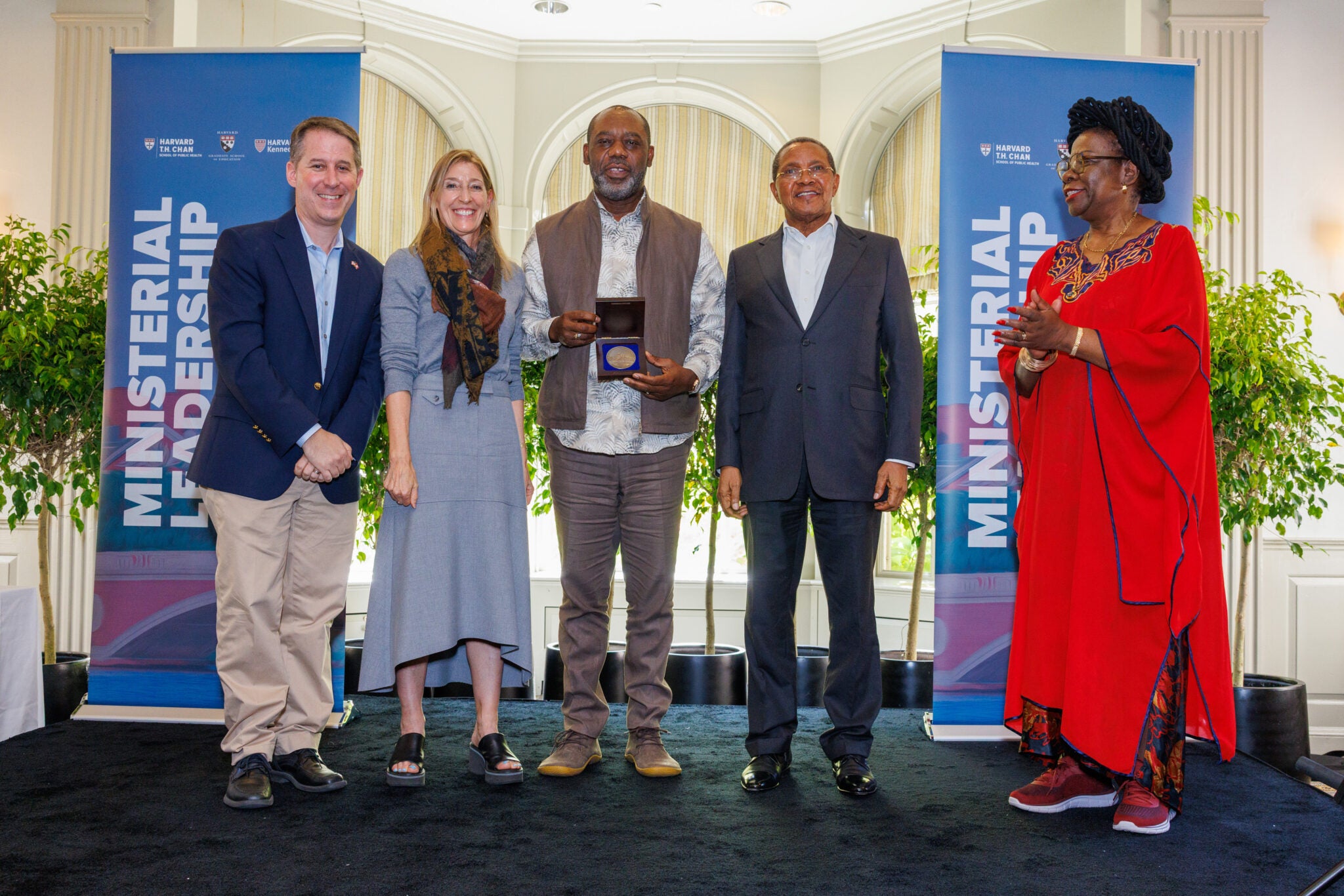 A Harvard Ministerial Leadership Program Alumnus: A Case Study with the ...